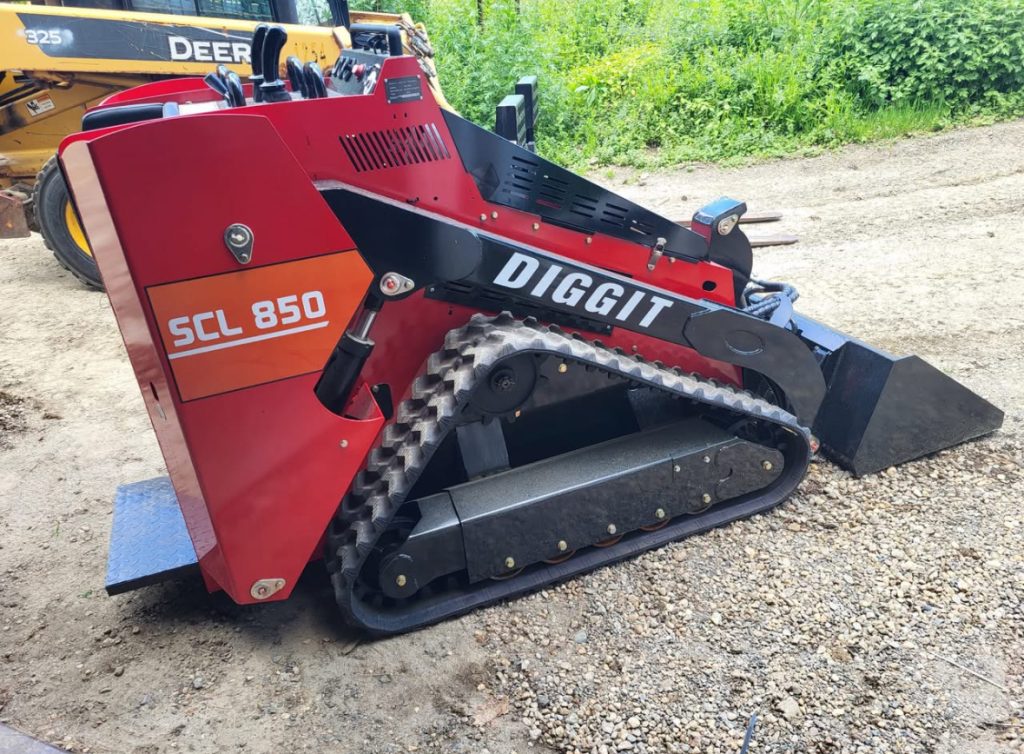 SCL 850 Mini Skidsteer – True Pro Equipment