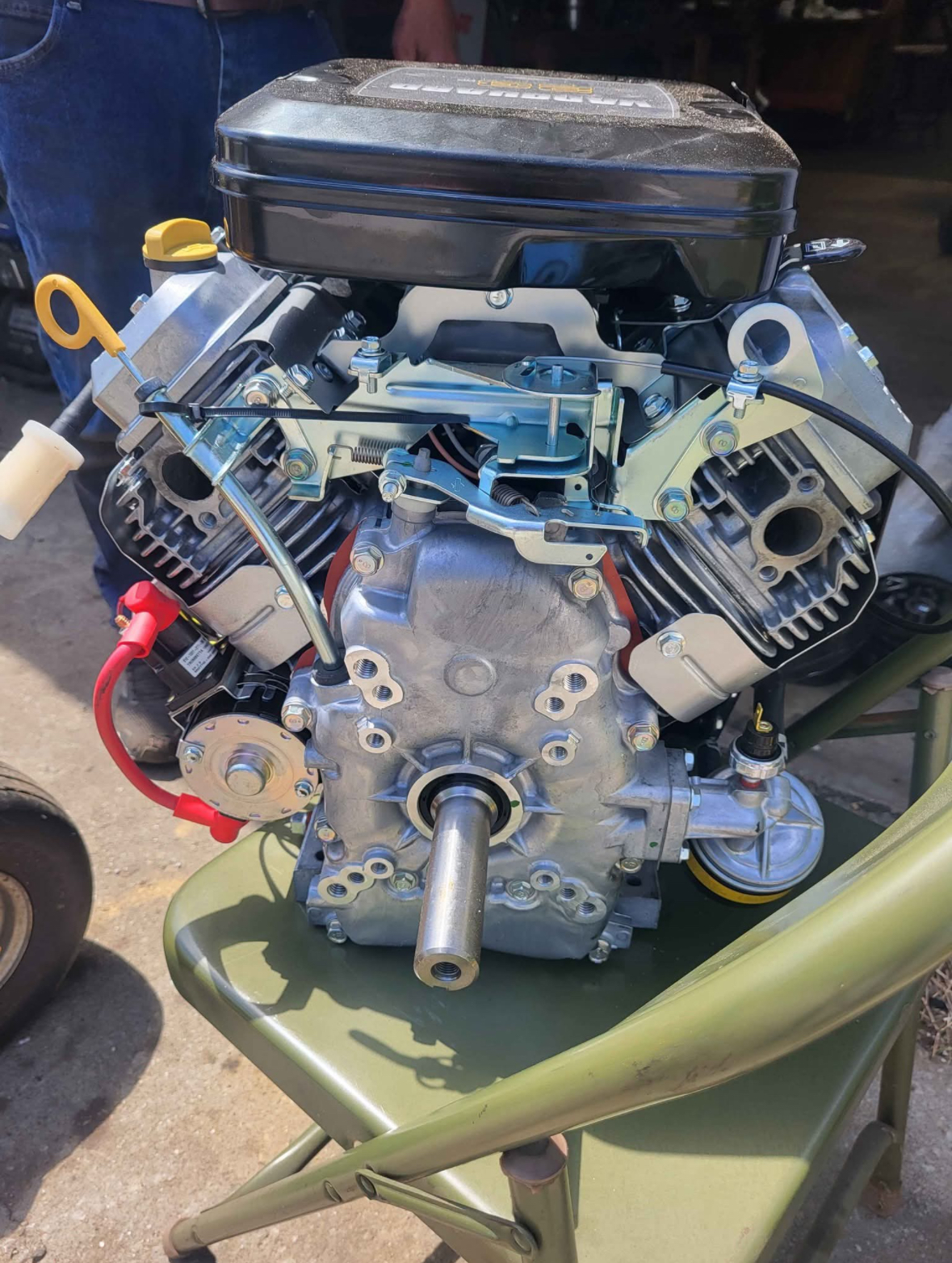 23hp Vanguard Motor – True Pro Equipment